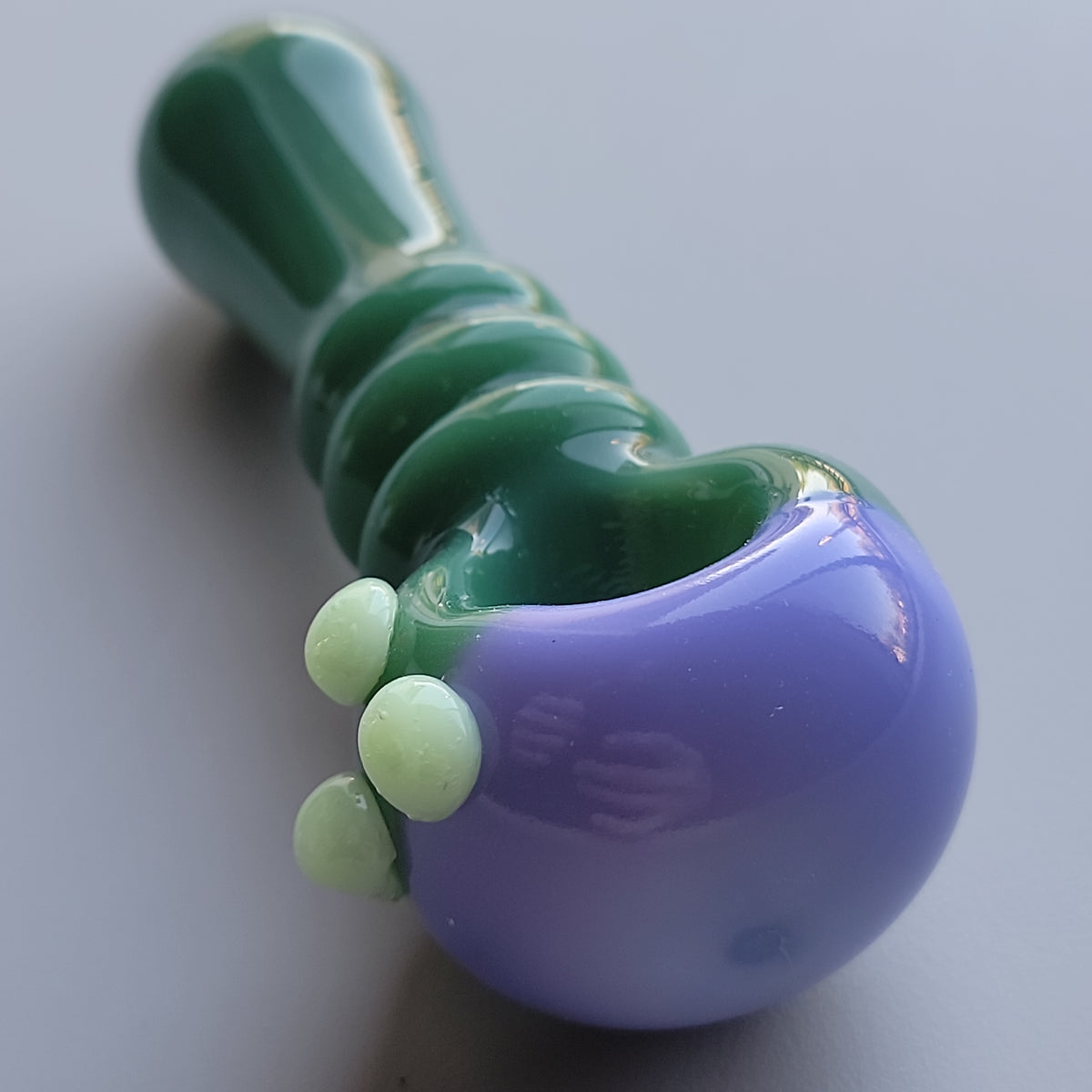 GREEN with SLIME HEAD HAND PIPE – DoughMain